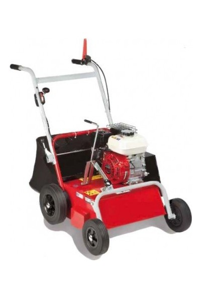 Pubert Toprak Havalandırma Makinası Cesar 40 H Pubert Toprak Havalandırma Makinası Cesar 40 H