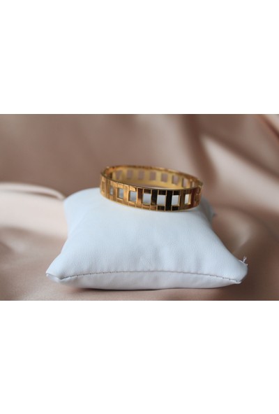 Ekru Accessorie Kareli Çelik Kelepçe Ekru Accessorie Kareli Çelik Kelepçe