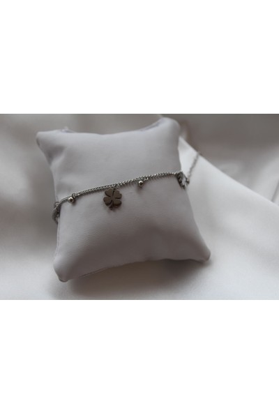 Ekru Accessorie Üçlü Yonca Bileklik Ekru Accessorie Üçlü Yonca Bileklik