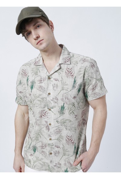 Limon Apaş Yaka Standart Kalıp Çiçek Desenli Haki Erkek Kısa Kollu Gömlek - Pınat Limon Apaş Yaka Standart Kalıp Çiçek Desenli Haki Erkek Kısa Kollu Gömlek - Pınat