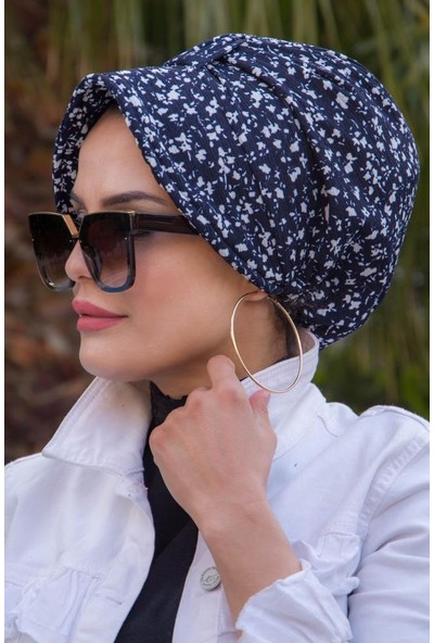 Aişe Tesettür Lacivert Beyaz Çiçekli Fularsız Şapka Bone
