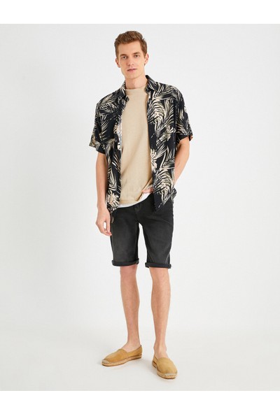 Koton Erkek Paçası Katlı Kot Şort