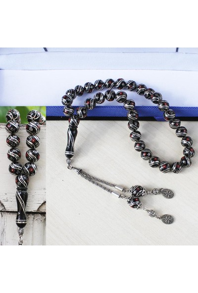 925 Ayar Gümüş Çift Sıra Çeşmi Işleme Kırmızı Mine ? 925 Ayar Gümüş Çift Sıra Çeşmi Işleme Kırmızı Mine ?