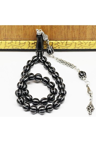 Bilek Boy Karpuz Dilim Işlemeli Gürcistan Oltusu Tesbih Bilek Boy Karpuz Dilim Işlemeli Gürcistan Oltusu Tesbih