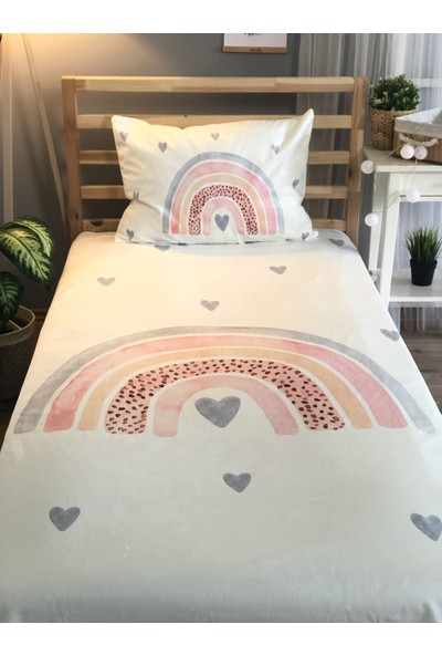 Evmila Dekoratif Desenli Çocuk Yatak Örtüsü