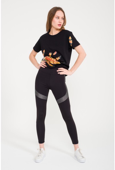 Netteneve Kadın Sim Detaylı Parlak Yüksek Bel Toparlayıcı Siyah Disko Tayt Netteneve Kadın Sim Detaylı Parlak Yüksek Bel Toparlayıcı Siyah Disko Tayt