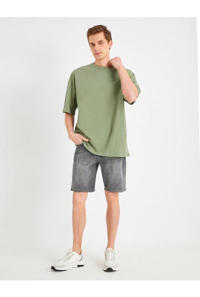 Koton Erkek Taşlanmış Kot Şort