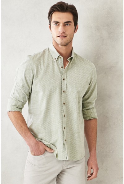 AC&Co / Altınyıldız Classics Slim Fit Dar Kesim %100 Pamuk Armürlü Düğmeli Yaka Casual Gömlek AC&Co / Altınyıldız Classics Slim Fit Dar Kesim %100 Pamuk Armürlü Düğmeli Yaka Casual Gömlek