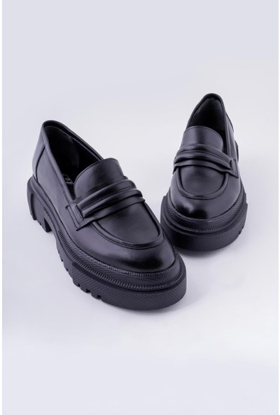 CZ London Hakiki Deri Kadın Kalın Tabanlı Tırtıklı Loafer Casual Ayakkabı CZ London Hakiki Deri Kadın Kalın Tabanlı Tırtıklı Loafer Casual Ayakkabı