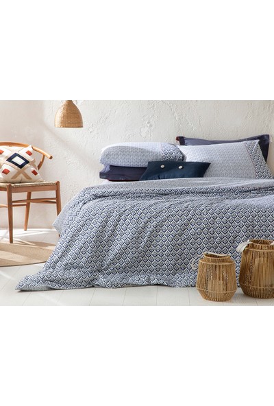 English Home Vernal Pleasure Pamuklu Tek Kişilik Nevresım Setı 160X220 cm Indigo English Home Vernal Pleasure Pamuklu Tek Kişilik Nevresım Setı 160X220 cm Indigo