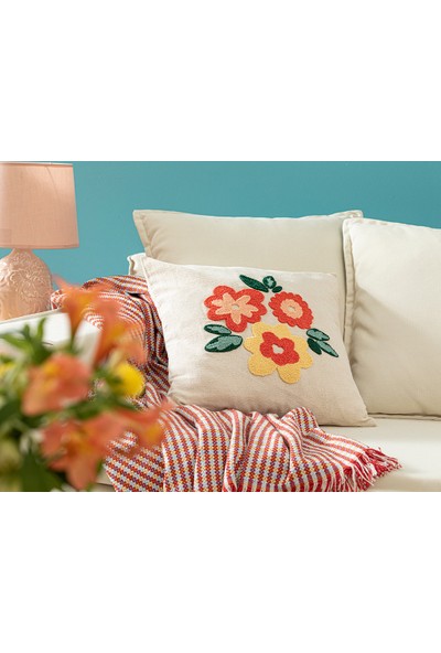 English Home Fleurs Punch Nakışlı Kırlent Kılıfı 45X45 cm Naturel English Home Fleurs Punch Nakışlı Kırlent Kılıfı 45X45 cm Naturel