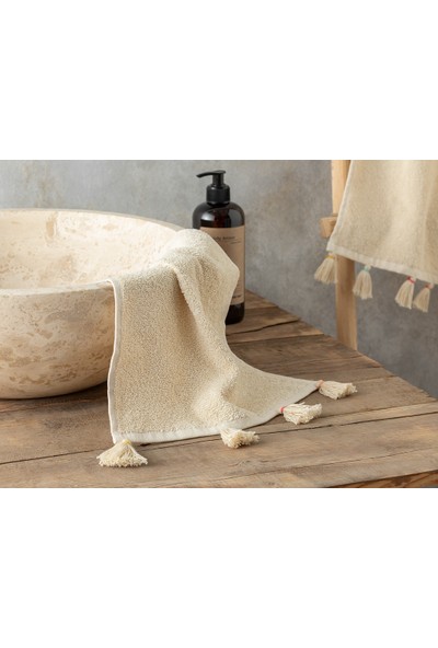 English Home Mariee Pamuklu Püsküllü El Havlusu 30X40 cm Bej