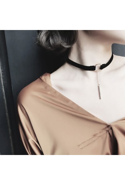 Zincir Uzantili Kadın Siyah Choker Kolye