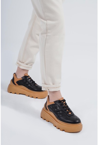 Hakiki Deri Kadın Sneaker Kalın Tabanlı Kapitoneli Hakiki Deri Kadın Sneaker Kalın Tabanlı Kapitoneli