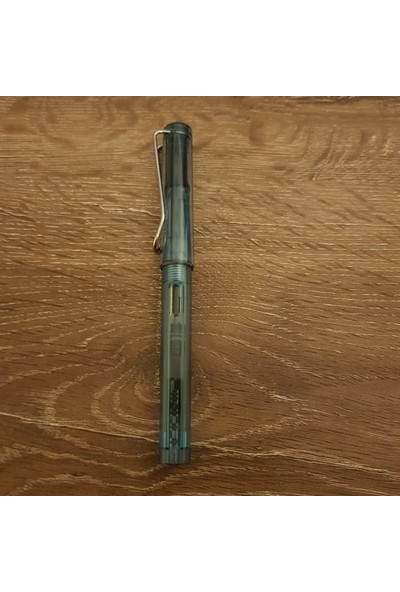 Jinhao 619 Şeffaf Mavi Dolma Kalem F 0.5 mm Jinhao 619 Şeffaf Mavi Dolma Kalem F 0.5 mm