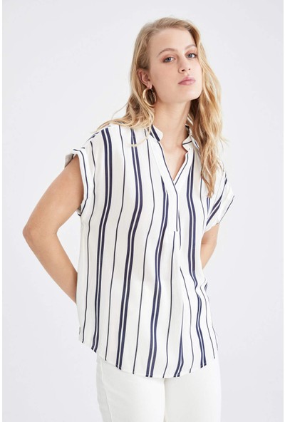 DeFacto Regular Fit Çizgili Kısa Kollu Bluz U5300AZ22SM