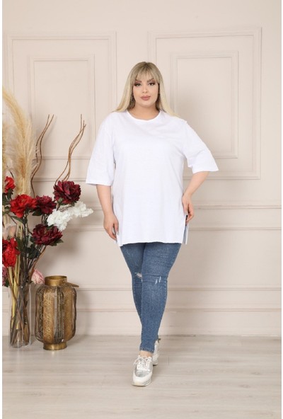 Butik Şımarık Kadın Büyük Beden Yandan Yırtmaçlı Pamuklu Kumaş T.shirt