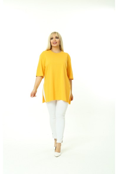 Butik Şımarık Kadın Büyük Beden Yandan Yırtmaçlı Pamuklu Kumaş T.shirt