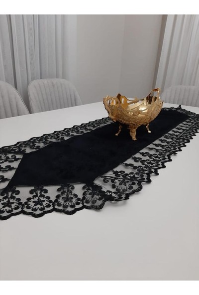 Sosyete Dükkanı Siyah Kadife Güpürlü Runner (140X40CM) Sosyete Dükkanı Siyah Kadife Güpürlü Runner (140X40CM)