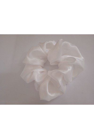 Thulia Beyaz Parlak Saten Toka