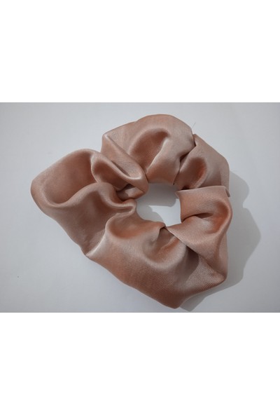 Thulia Açık Kahverengi Parlak Saten Toka