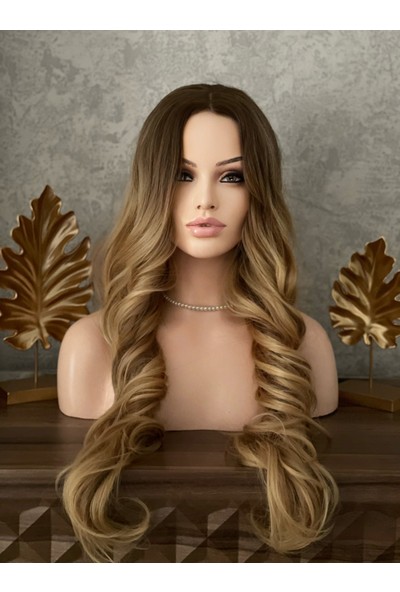 Fenomen Peruk Luxury Özel Perçemsiz Koyu Ombreli Model Fenomen Peruk Luxury Özel Perçemsiz Koyu Ombreli Model