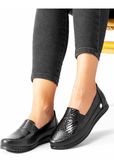 Mammamia 165 Siyah Rugan Hakiki Deri Ayakkabı • A222KDYL0002