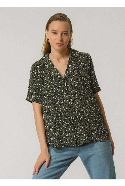 Fabrika Kadın Leopar Desenli Bluz- Yeşil
