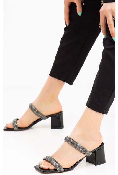 Dilimler Ayakkabı Çift Bantlı Taşlı Siyah Kadın Topuklu Abiye Terlik