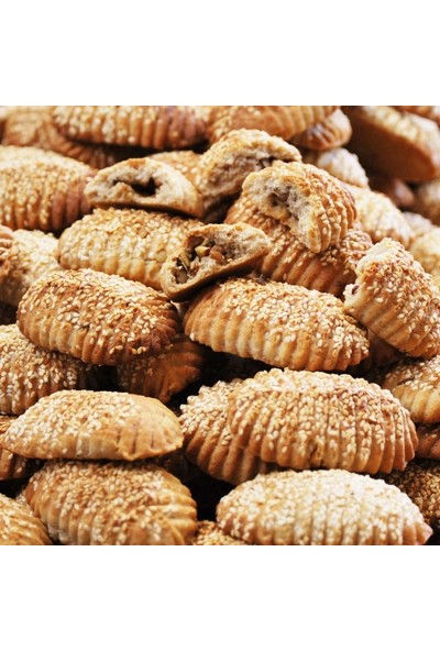 Kömbe El Yapımı Cevizli 1 kg Kömbe El Yapımı Cevizli 1 kg