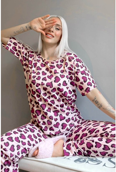 Pijama Evi Purple Heart Baskılı Kısa Kollu Kadın Pijama Takımı