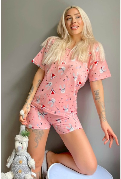 Pijama Evi Somon Wild Rabbit Baskılı Şortlu Kadın Pijama Takımı Pijama Evi Somon Wild Rabbit Baskılı Şortlu Kadın Pijama Takımı