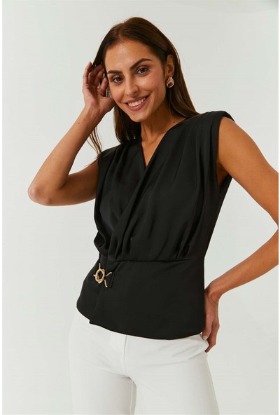 tuba butik Omuz Vatkalı Toka Detaylı Siyah Bluz
