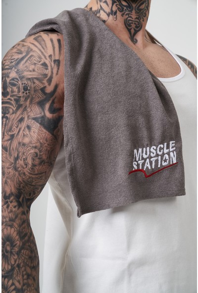 Musclestation Oneface Spor Antreman Havlusu Musclestation Oneface Spor Antreman Havlusu