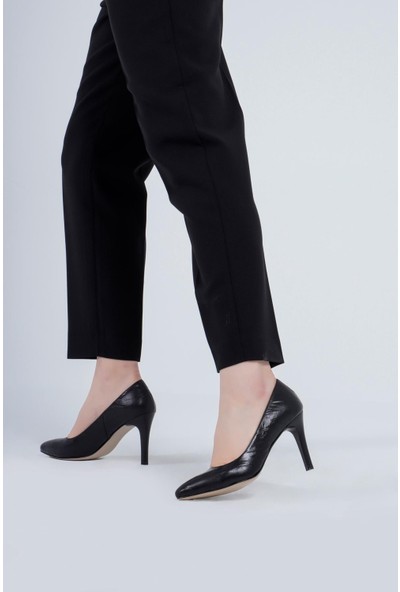 Deri Kadın Stiletto Yüksek Topuklu Sivri Burun Ayakkabı Deri Kadın Stiletto Yüksek Topuklu Sivri Burun Ayakkabı