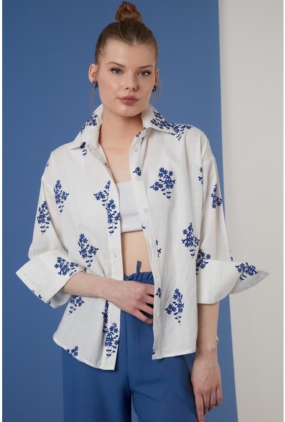 Lela % 100 Pamuklu Çiçekli Rahat Kesim Gömlek Bayan Gömlek 6234516 Lela % 100 Pamuklu Çiçekli Rahat Kesim Gömlek Bayan Gömlek 6234516