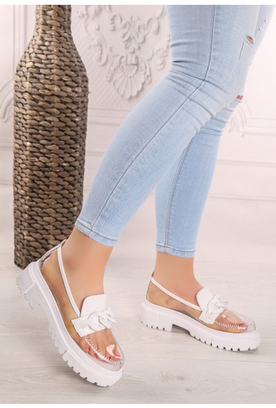 Beyu Beyaz Cilt Zincirli Ayakkabı Beyu Beyaz Cilt Zincirli Ayakkabı