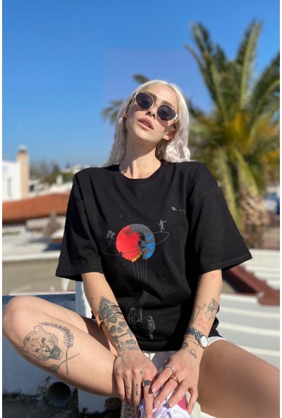 Swistluxury Satürn Baskılı Tshirt