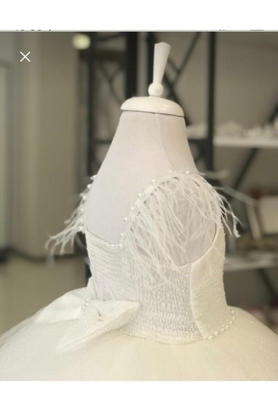Black White Wedding Kız Çocuk Dantel Detaylı Prenses Elbise, Çocuk Abiye, Doğum Günü Konsepti Beyaz Tüylü Elbise Black White Wedding Kız Çocuk Dantel Detaylı Prenses Elbise, Çocuk Abiye, Doğum Günü Konsepti Beyaz Tüylü Elbise