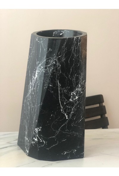 Plania Şaraplık – Dekoratif Beton Şaraplık ve Şişelik -Beton Şarap Şişesi Tutucu-Mermer Desenli Plania Şaraplık – Dekoratif Beton Şaraplık ve Şişelik -Beton Şarap Şişesi Tutucu-Mermer Desenli