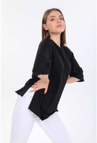 Kadın Siyah % 100 Pamuk Yırtmaçlı Oversize Örme T-Shirt Kadın Siyah % 100 Pamuk Yırtmaçlı Oversize Örme T-Shirt