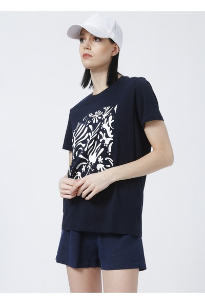 Fabrika Bart Bisiklet Yaka Basic Baskılı Lacivert Kadın T-Shirt Fabrika Bart Bisiklet Yaka Basic Baskılı Lacivert Kadın T-Shirt