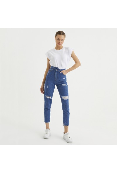 Ecrou Kadın Çapraz Kemerli Destroylu Boru Paça Mom Denim Pantolon Ecrou Kadın Çapraz Kemerli Destroylu Boru Paça Mom Denim Pantolon