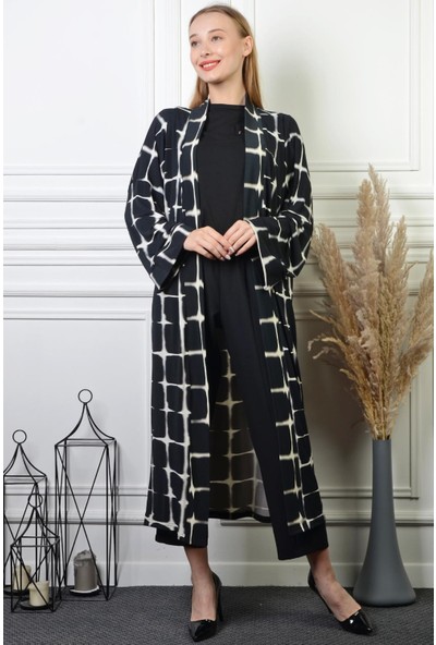 Pınkmark Kadın Siyah Beyaz Kareli Tesettür Kemersiz Sandy Kap PMCK25205