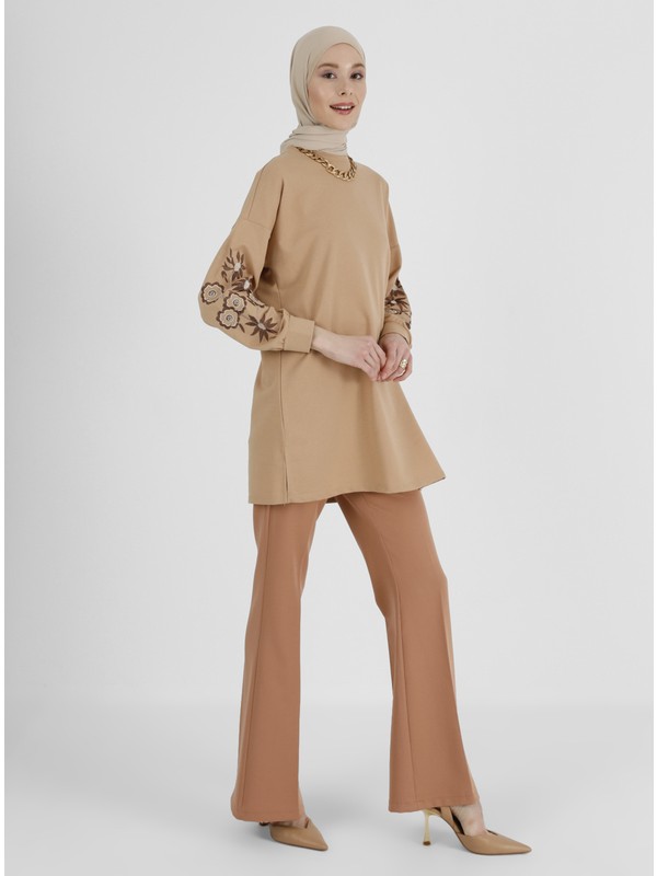 Refka Kolları Nakışlı Sweatshirt - Bej - Refka Woman Fiyatı