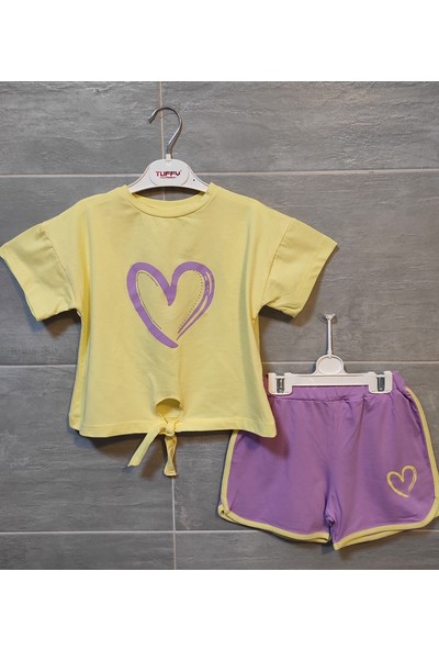 Tuffy Kids Kız Çocuk Kalp Desenli Taş Işlemeli Önden Bağlamalı Tişört-Şort Takımı Tuffy Kids Kız Çocuk Kalp Desenli Taş Işlemeli Önden Bağlamalı Tişört-Şort Takımı