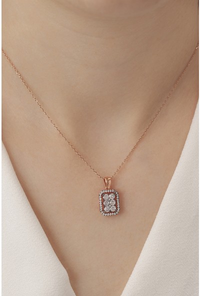 Ateş Gold Elmas Montür Gümüş Kolye Modeli Ateş Gold Elmas Montür Gümüş Kolye Modeli