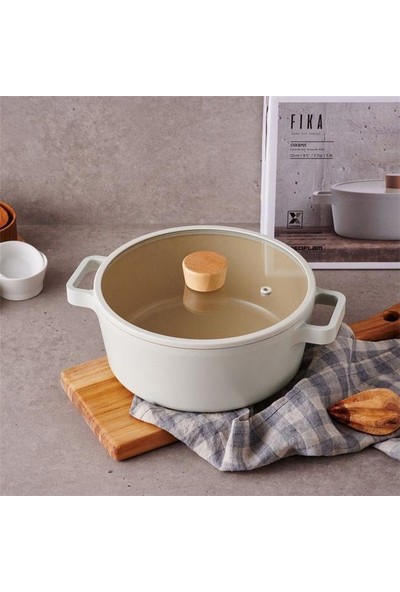 Neoflam Fika Cam Kapaklı Allüminyum Döküm Derin Tencere 22 cm Neoflam Fika Cam Kapaklı Allüminyum Döküm Derin Tencere 22 cm