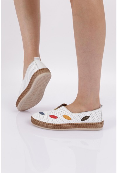 Dgn 9005 Kadın Hasır Detaylı Lazerlı Yaprak Desenlı Casual Ayakkabı