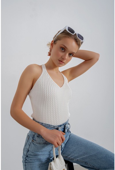 MyLove Saç Örgü Çapraz Bluz Ekru